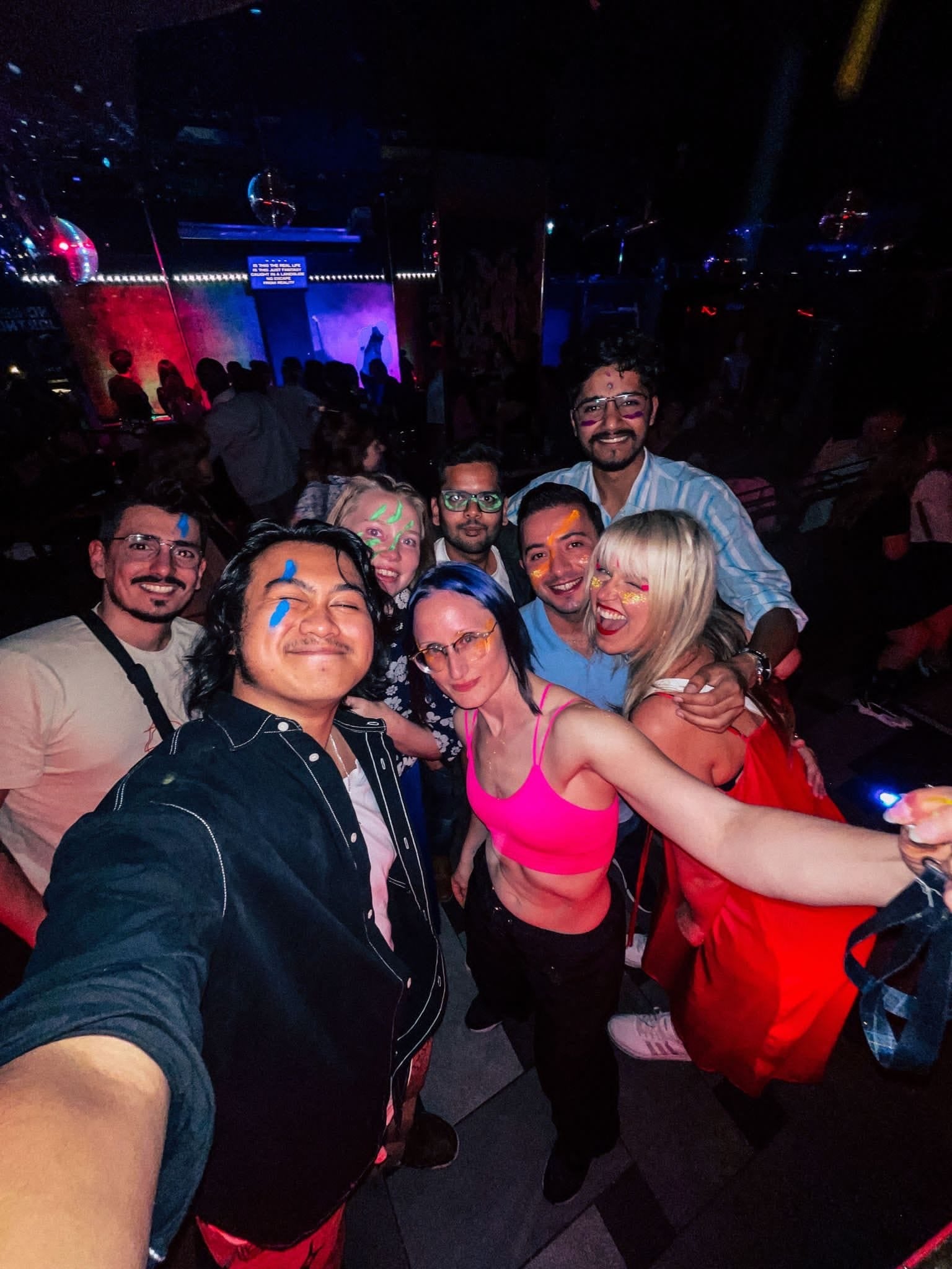 Flock - Amazing local experiences, designed and organized by locals